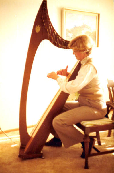 My Christian life: An incredible harp-playing journey – FORWARD IN CHRIST